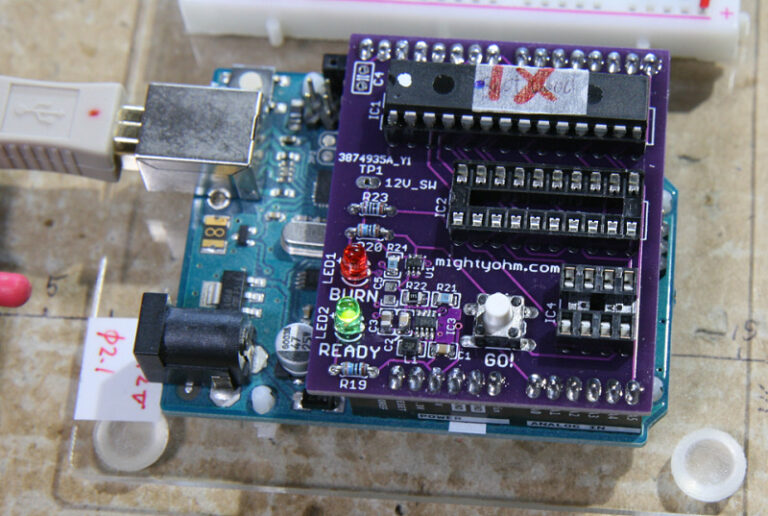 【ワレコの電子工作】AVR HV Rescue Shield 2 完成しマイコンリセット成功【JLCPCB基板六日で到着】